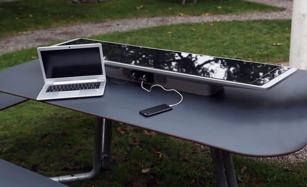 Out-sider solar powered table | Metsolar - Custom EU solar panel company